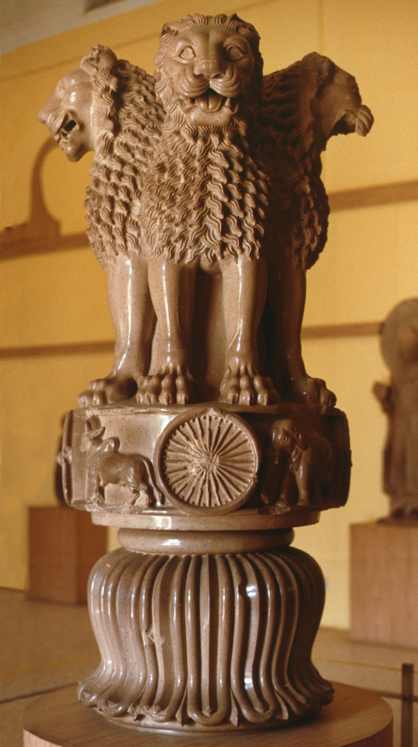 INDIA – EMPIRE OF THE SPIRIT – naturetails
